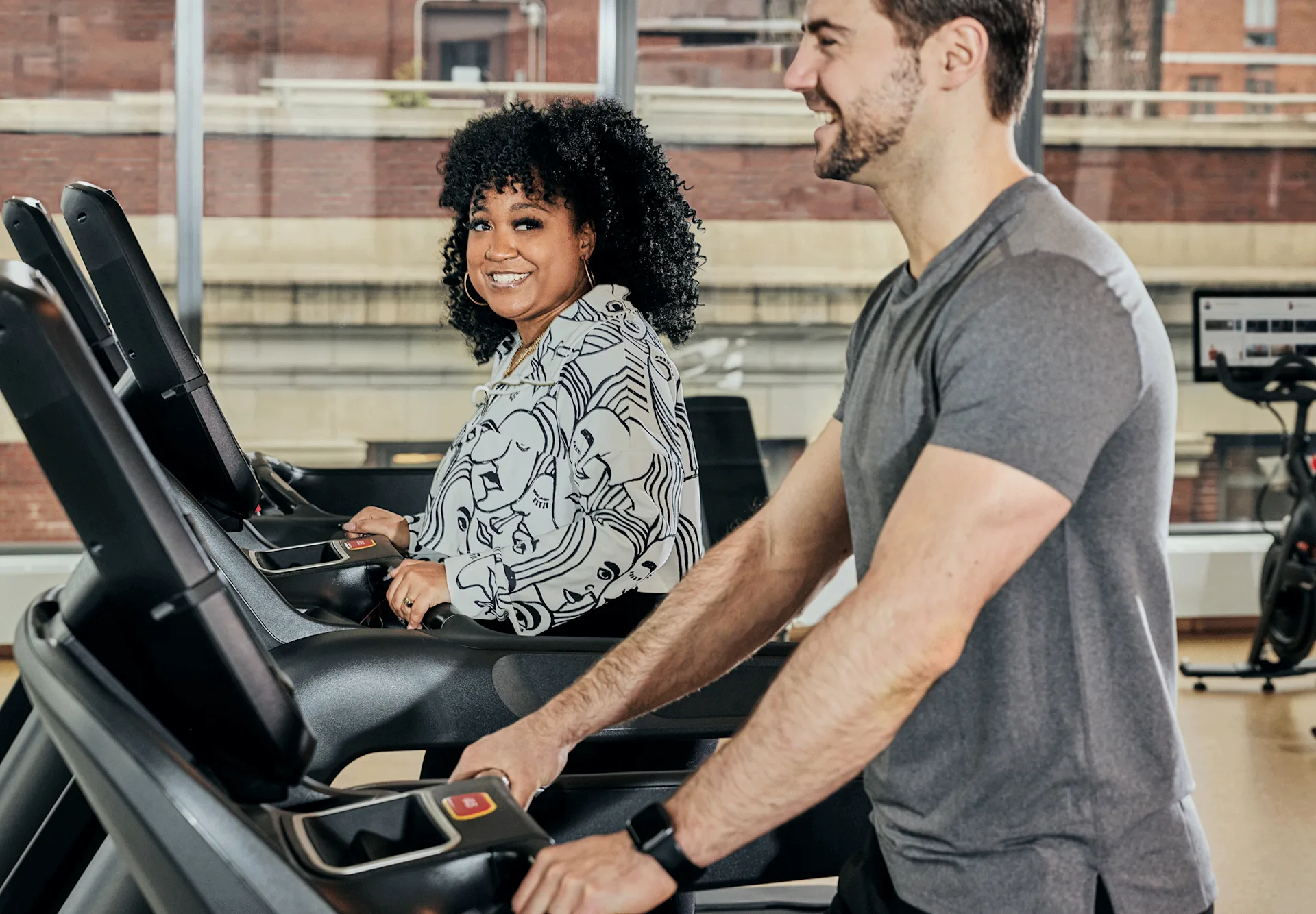 P82 and P62 Touchscreen Consoles | Precor