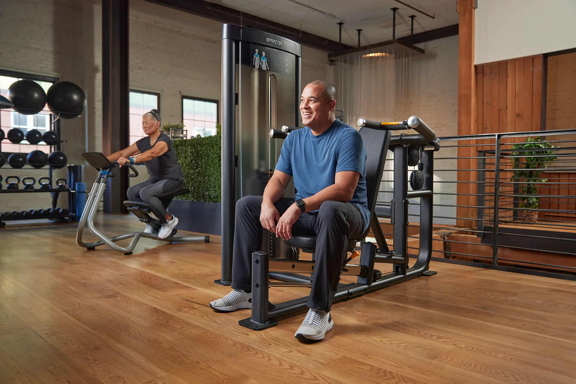 Selectorized Strength Machines | Commercial Gym Equipment | Precor