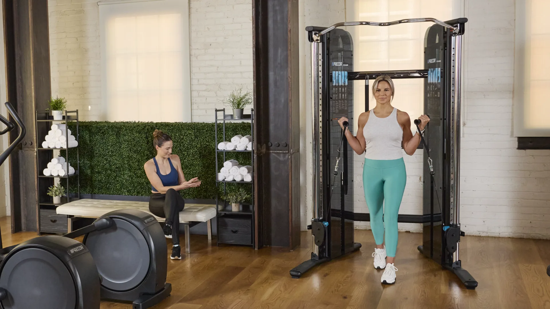 Resolute™ Cable Stations | Precor