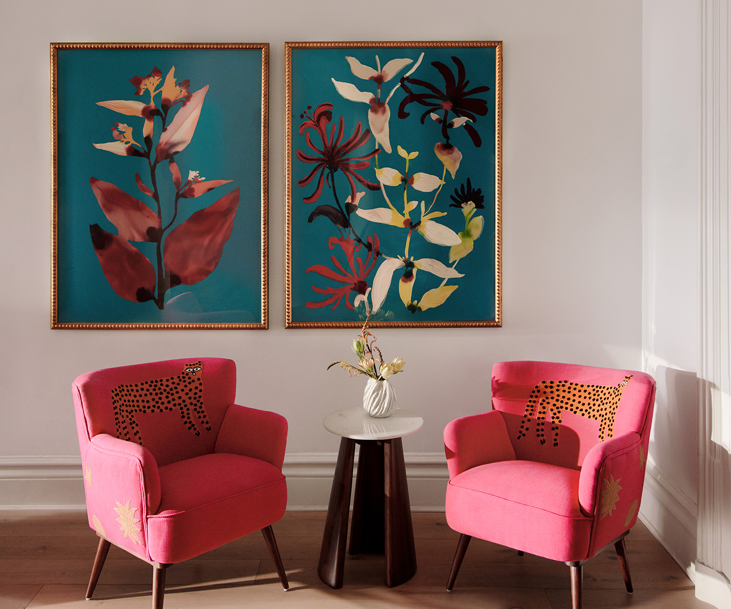 Furniture: Guides & Services