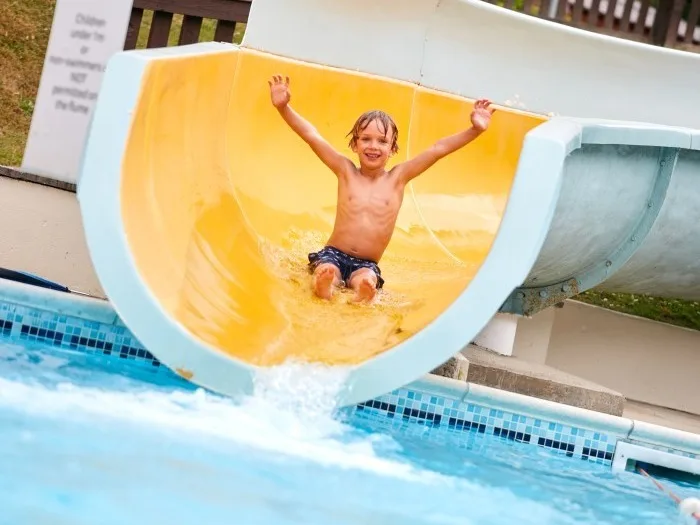 Waterpark Holidays & Holiday Parks with Swimming Pools UK