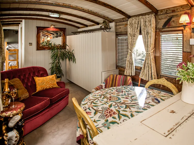 8 of the Best Railway Carriage Holidays in the UK | Hoseasons Blog