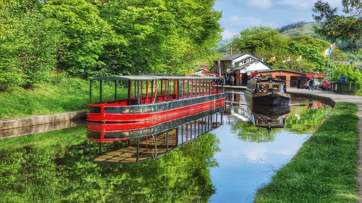 Llangollen cottages and quality self-catering breaks