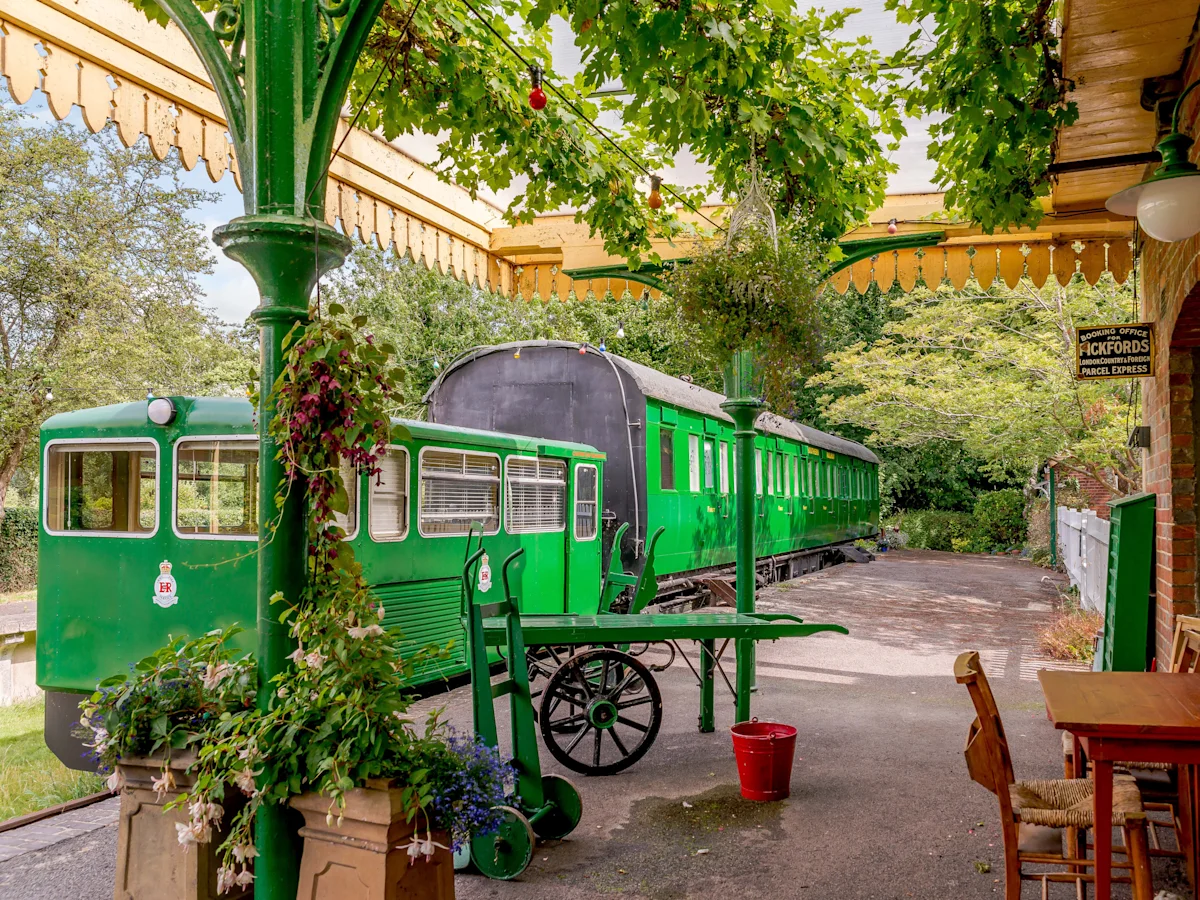 8 of the Best Railway Carriage Holidays in the UK | Hoseasons Blog