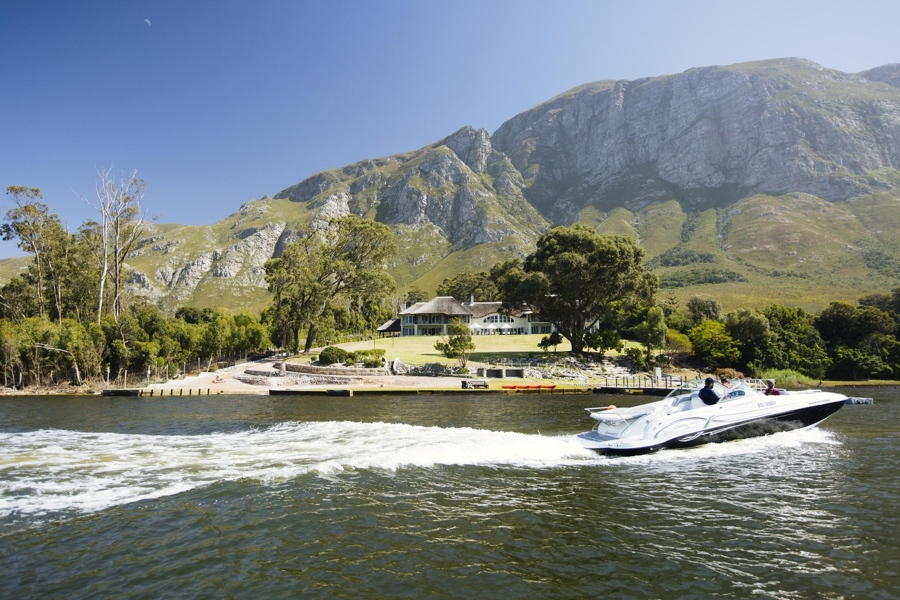 Stay in a Luxury African Villa | Private Villas & Houses | ROAR AFRICA