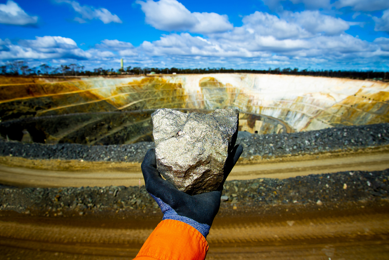 Nickel prices at decade high as Russian supply at risk