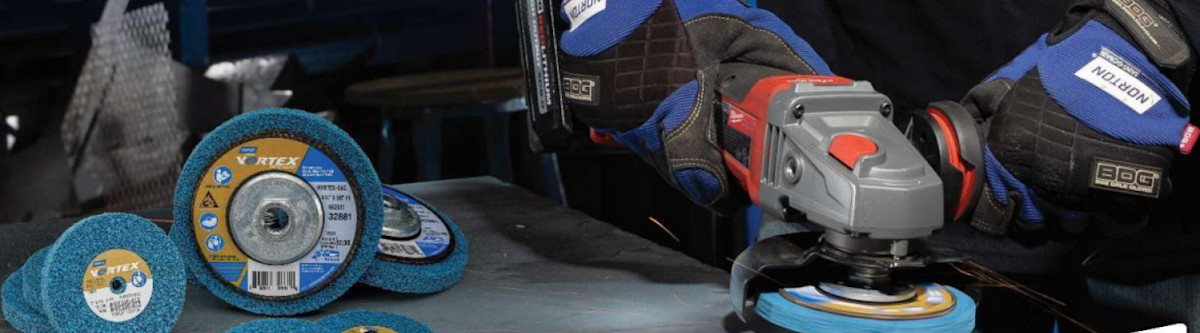 VIDEO: Grinding And Blending Metal In One Easy Step with Norton Rapid ...