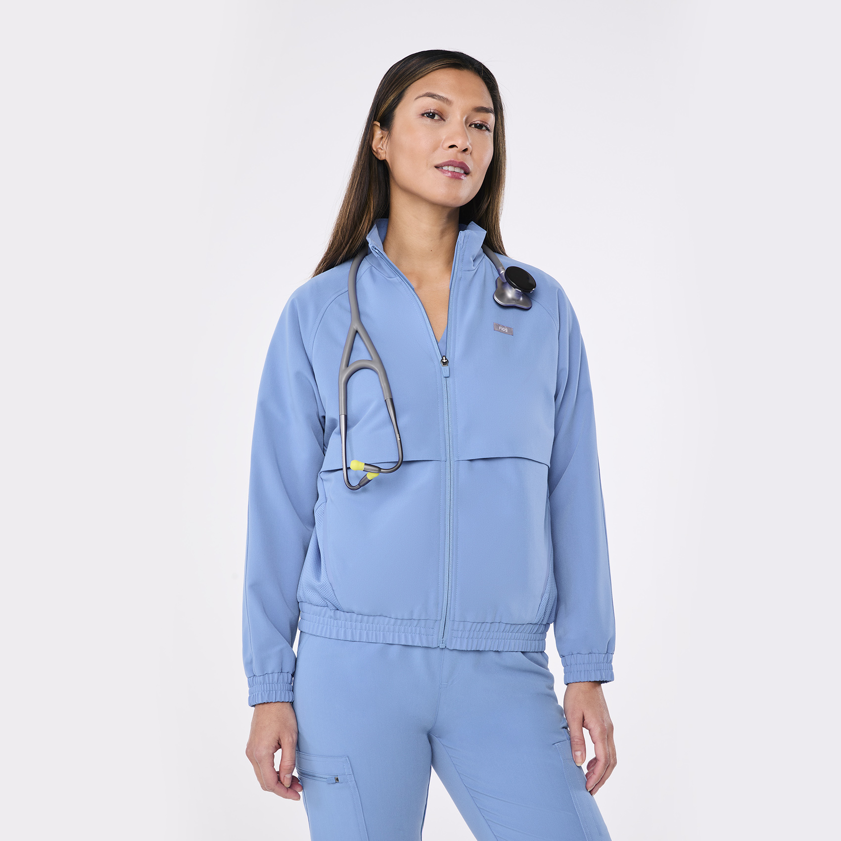 Women’s Sydney Scrub Jacket - Ceil Blue · FIGS