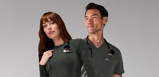Women's Moss Scrubs · FIGS