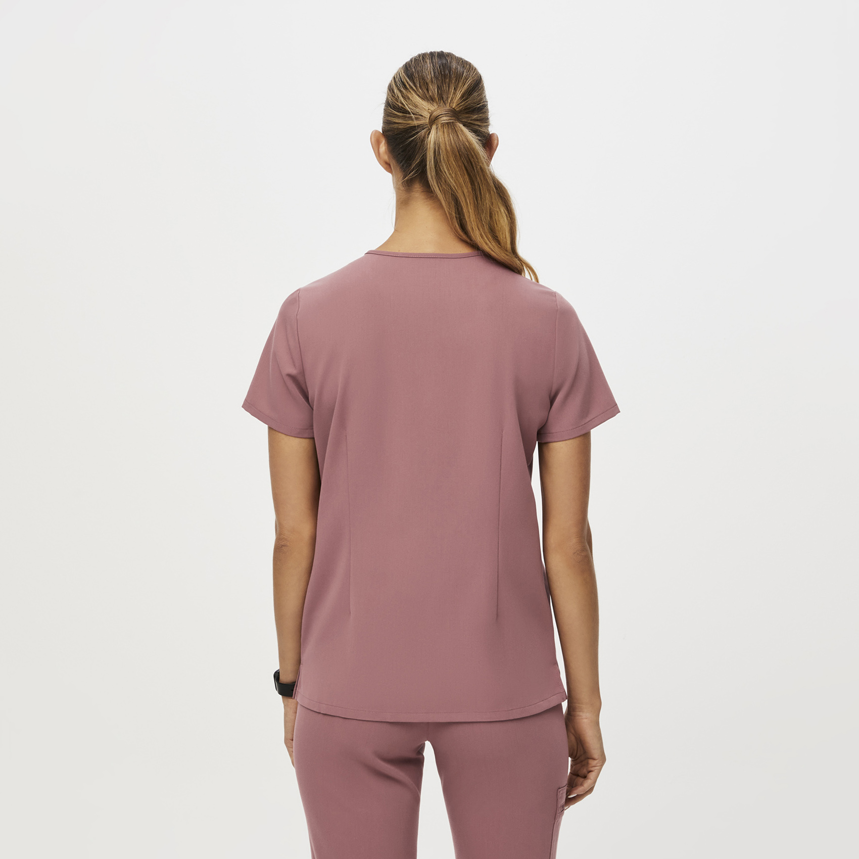 Women's Casma Scrub Top™ - Mauve · FIGS