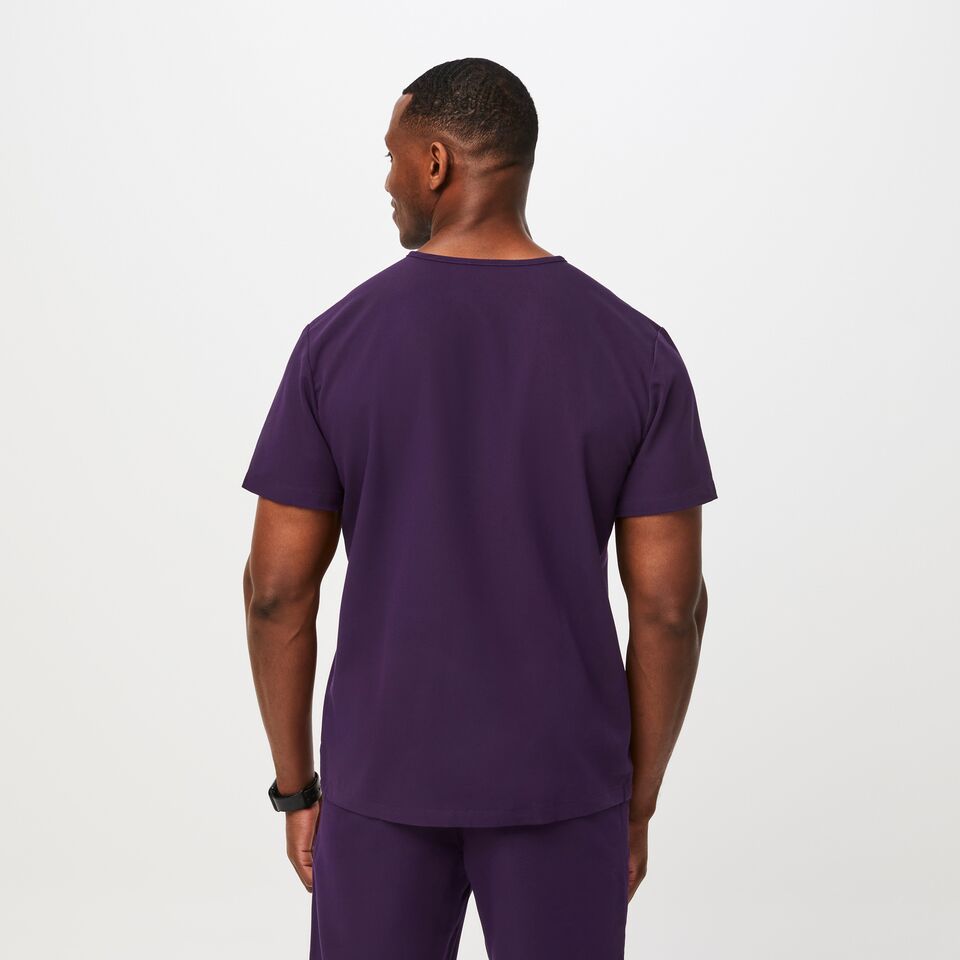 Men's Leon™ Three-Pocket Scrub Top - Purple Jam · FIGS