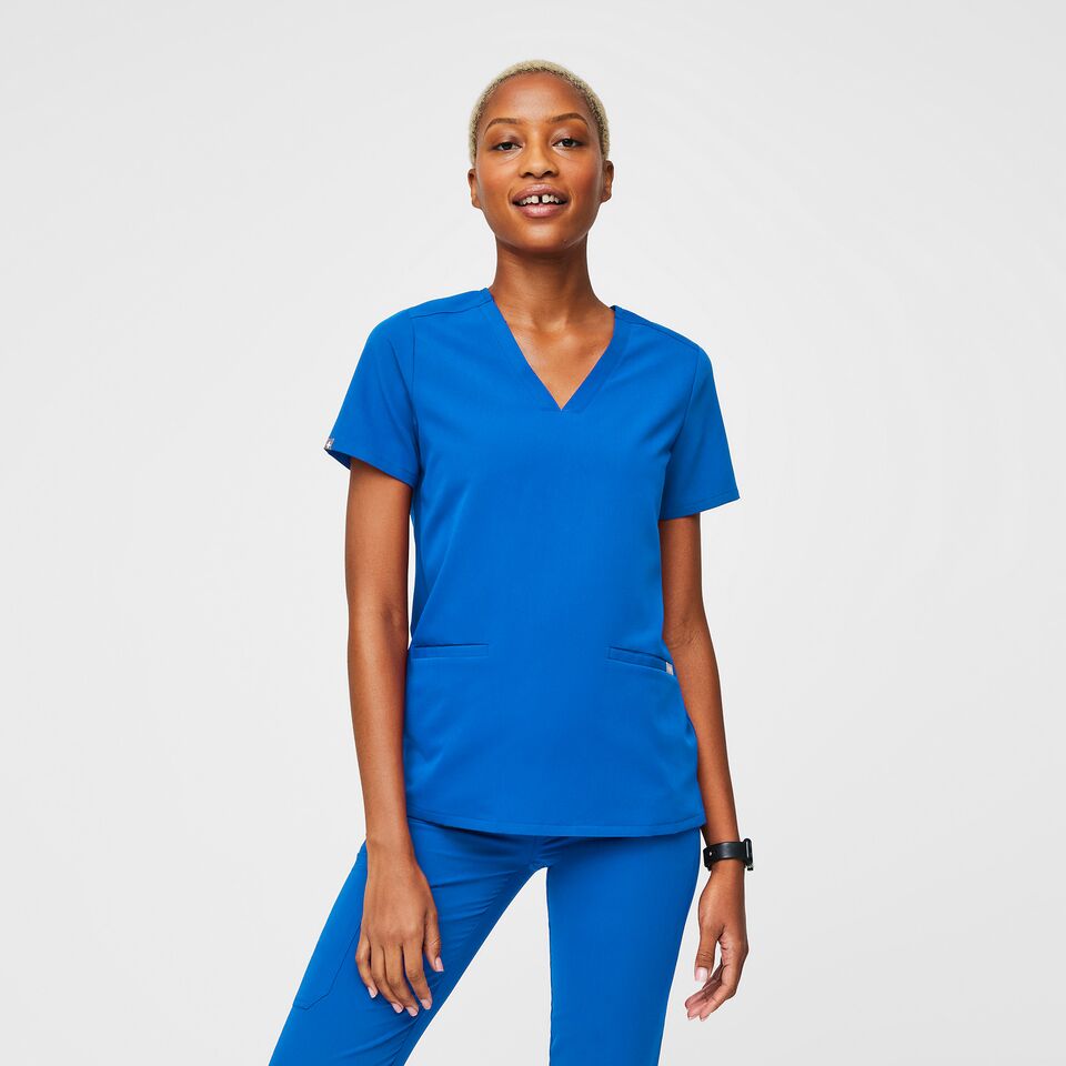 Women's Casma Three-Pocket Scrub Top™ - Royal Blue · FIGS