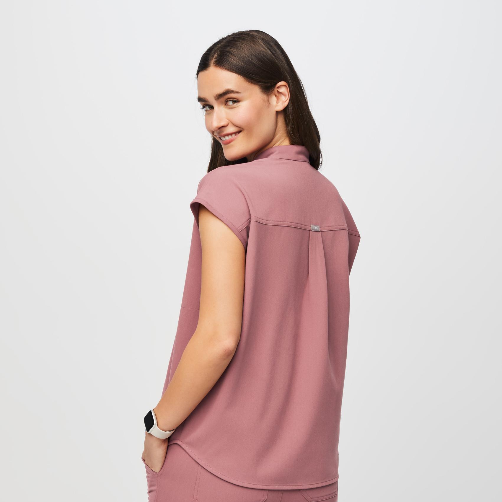 Women's Rafaela Oversized Scrub Top™ - Mauve · FIGS
