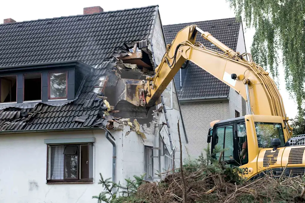 What Does Demolition Cost in 2025? | Cost Per M2 | Checkatrade