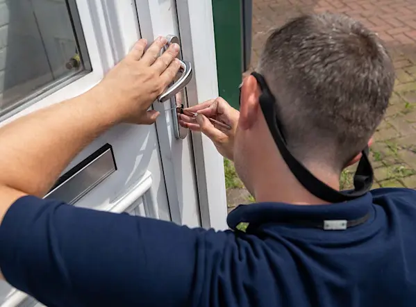 Find Emergency Locksmiths Near Me | Checkatrade