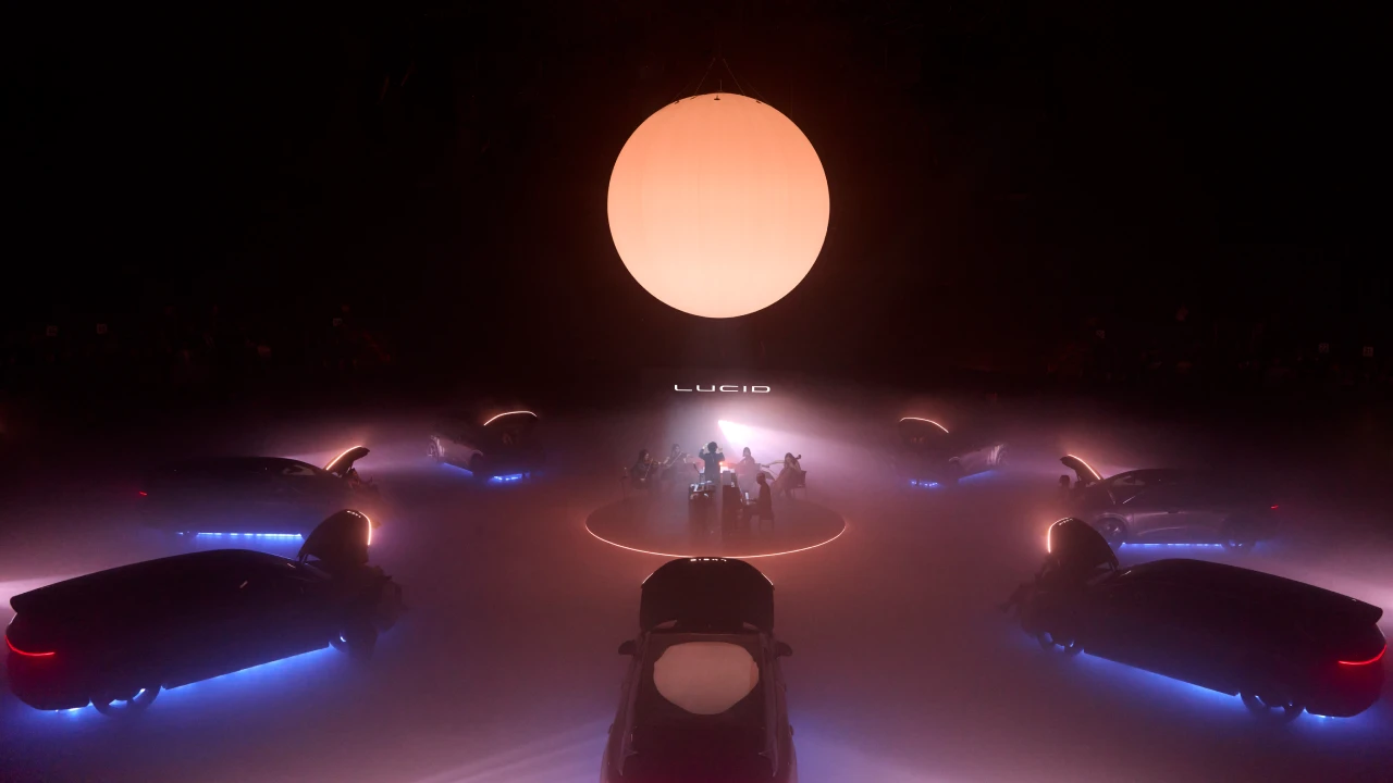 Lucid präsentiert The Seven Suite: Eine Live-Immersion in Klang, Raum ...