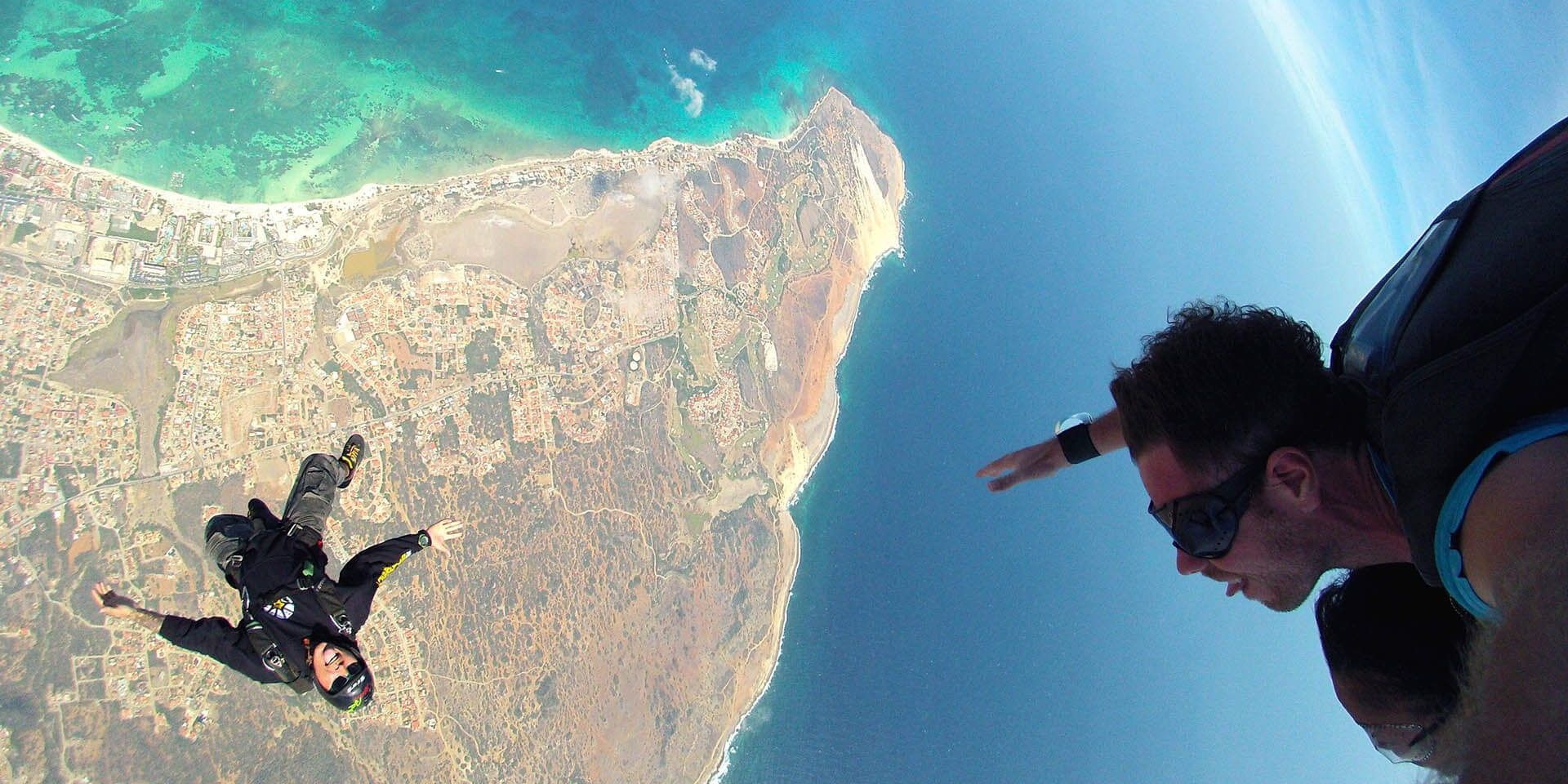 Skydiving Solo Wallpaper