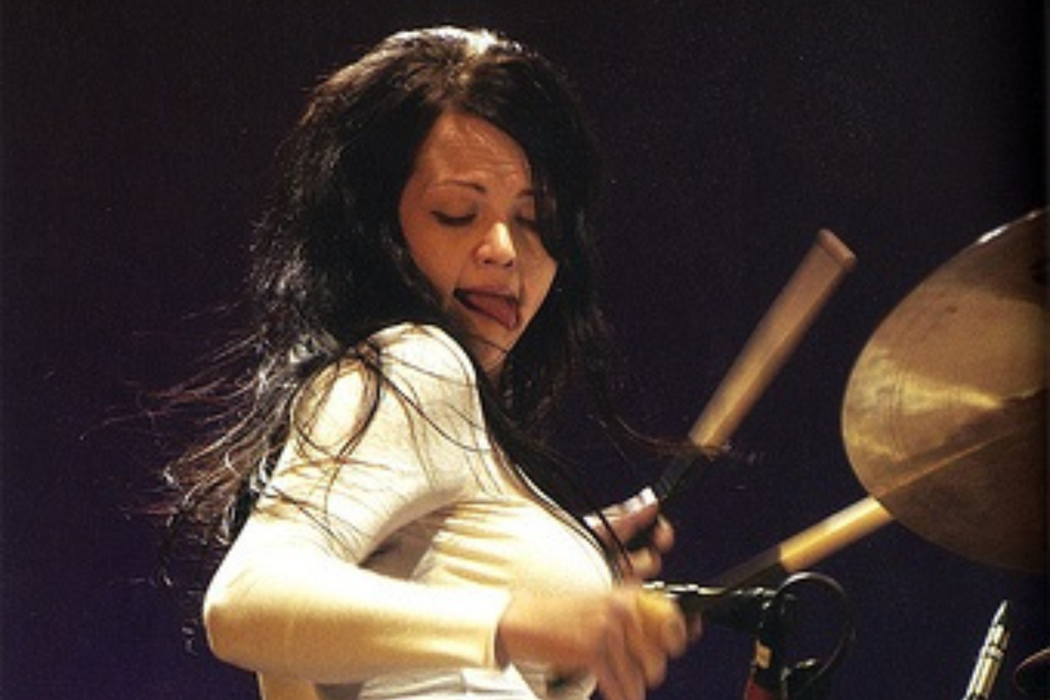 Digital culture and entertainment insights daily: Girl drummer | Dirt