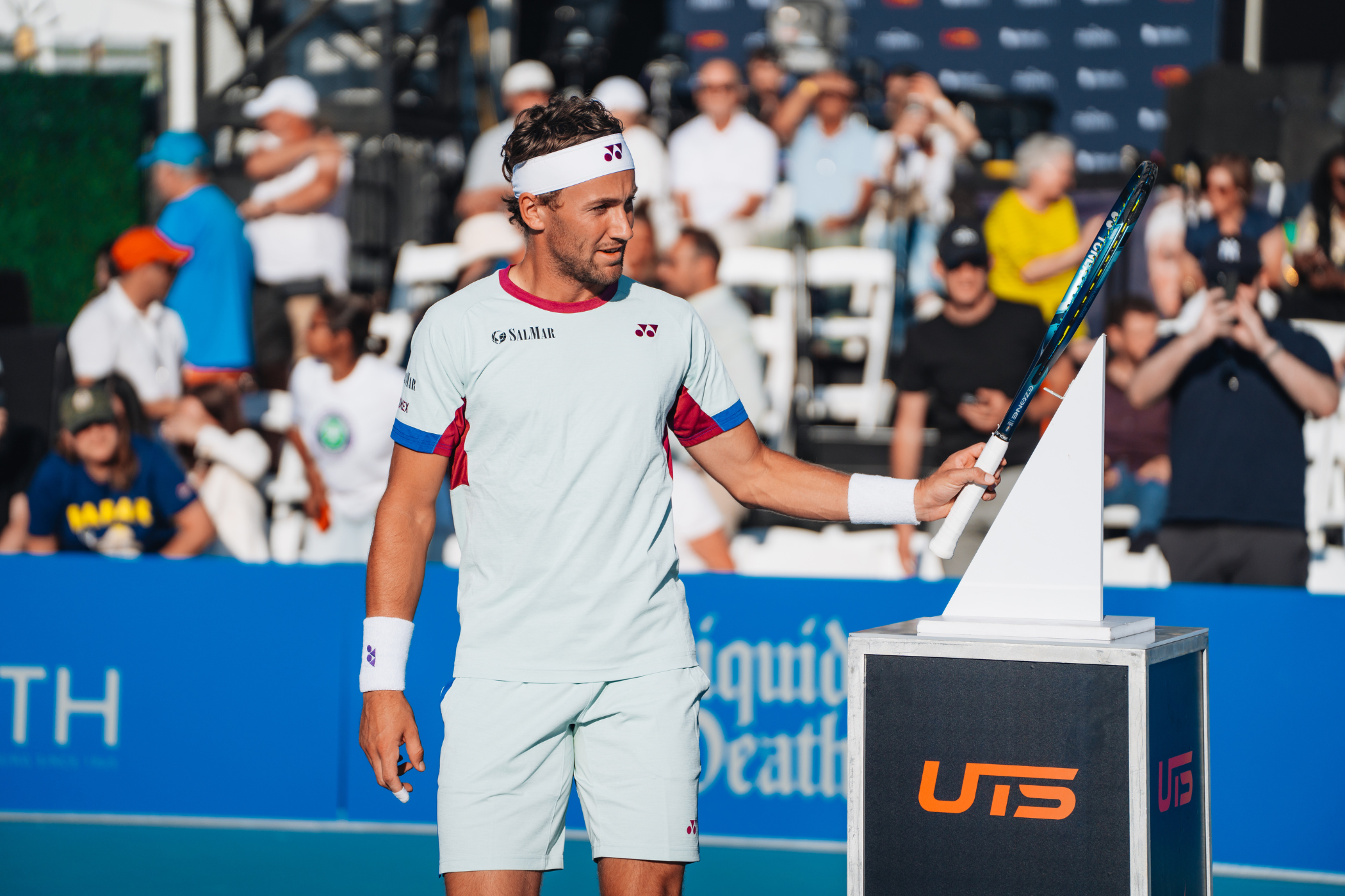 Digital culture and entertainment insights daily: Strung Homepage