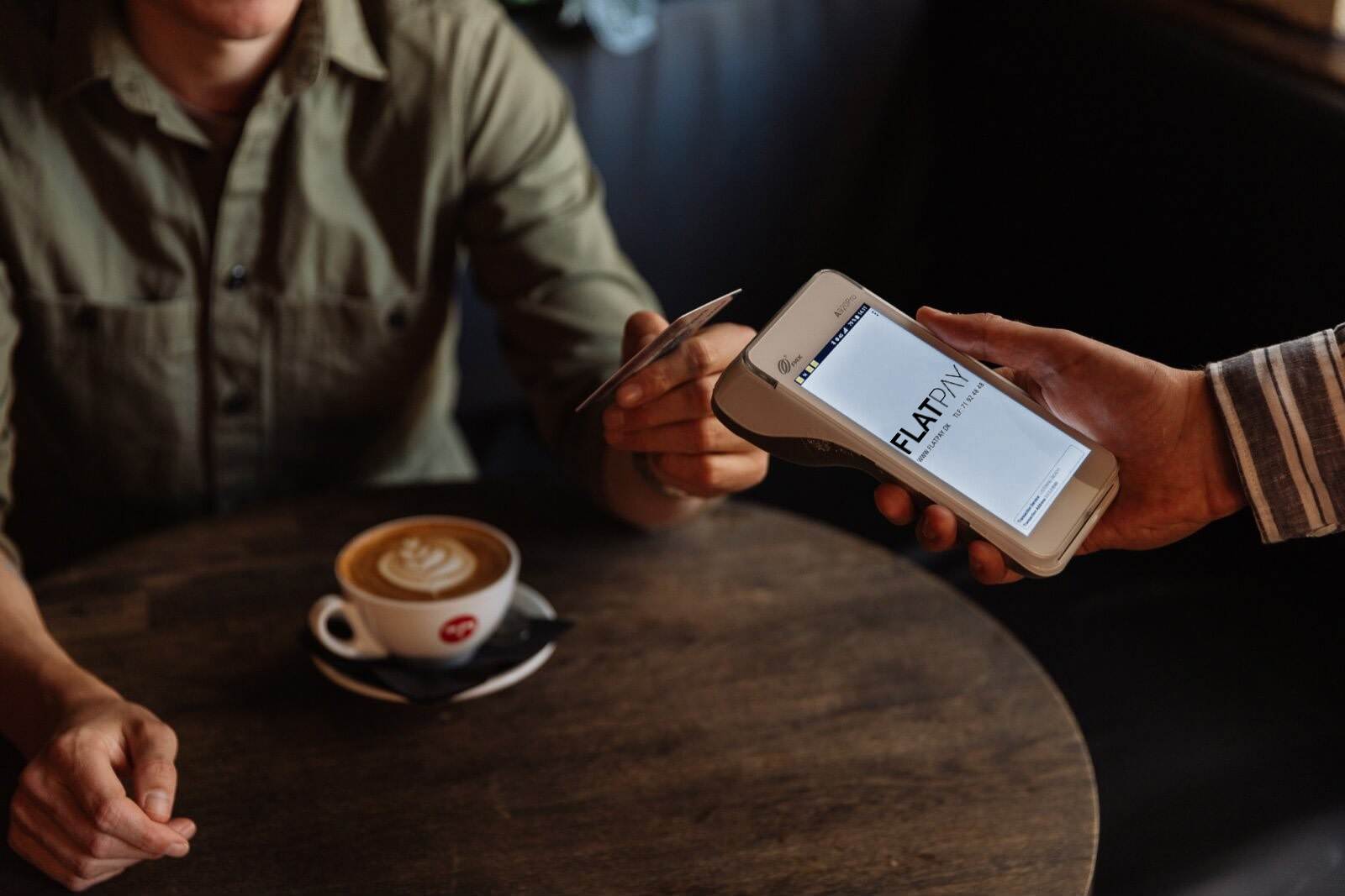 Payment terminal and card payment | FLATPAY | navigator