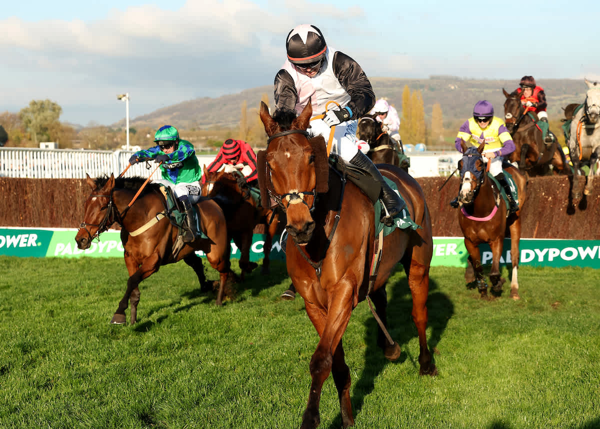 Ga Law late show denies French Dynamite in pulsating Paddy Power