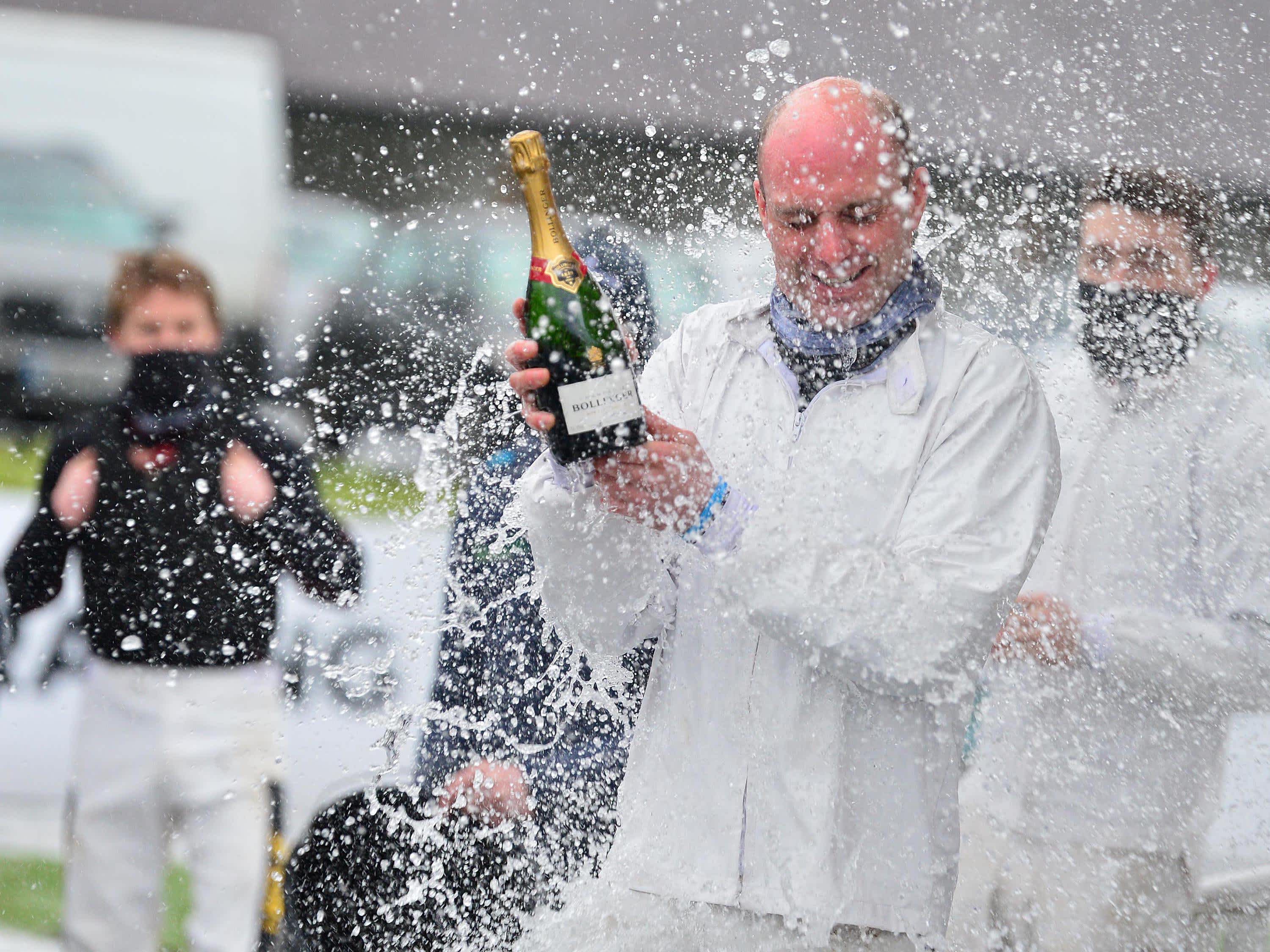 Grand National winner Slippers Madden announces retirement