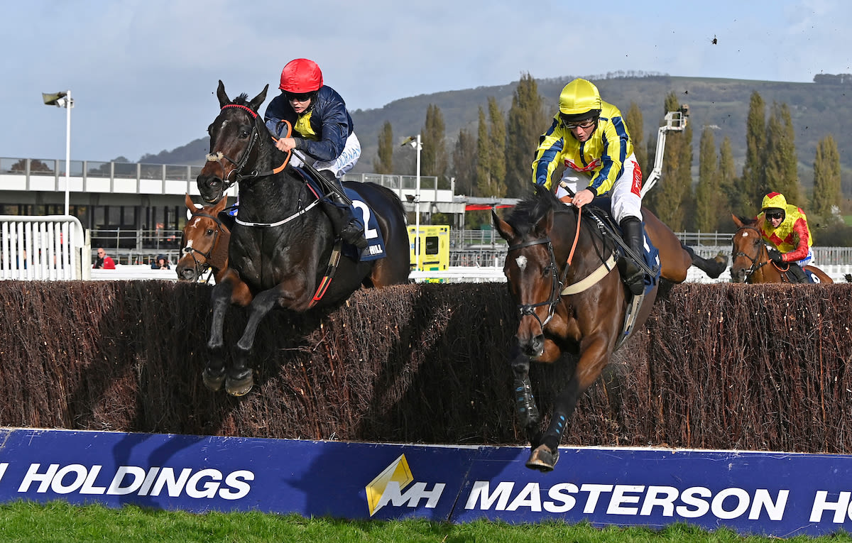 Cheltenham latest: birthday double for De Bromhead