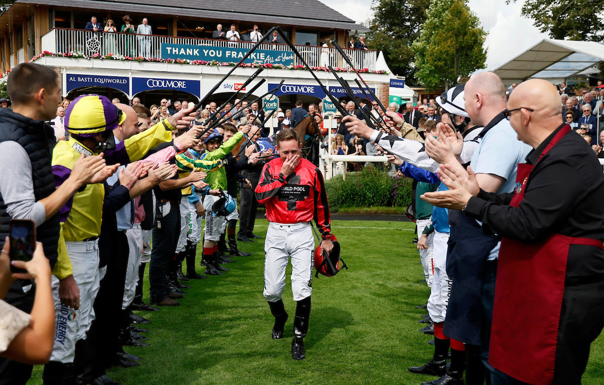 No fairytale finish for emotional Hanagan on farewell ride