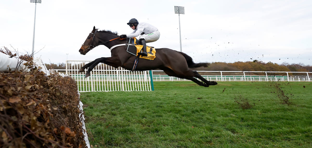Ross Millar: Monday's horse racing tips and weekend reflections