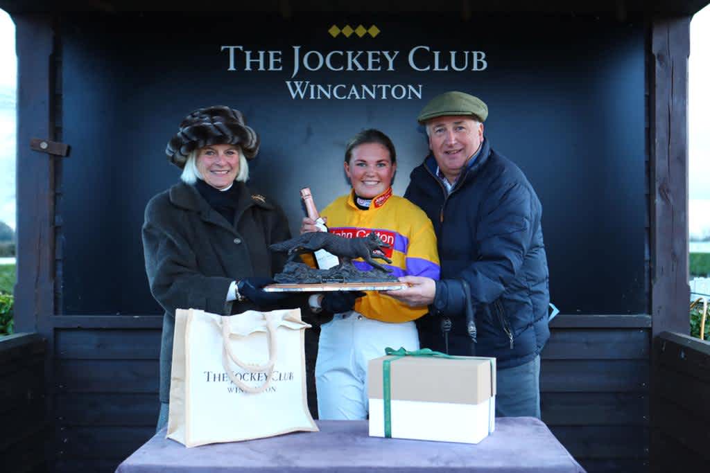 Olive Nicholls excited for Cheltenham Festival debut