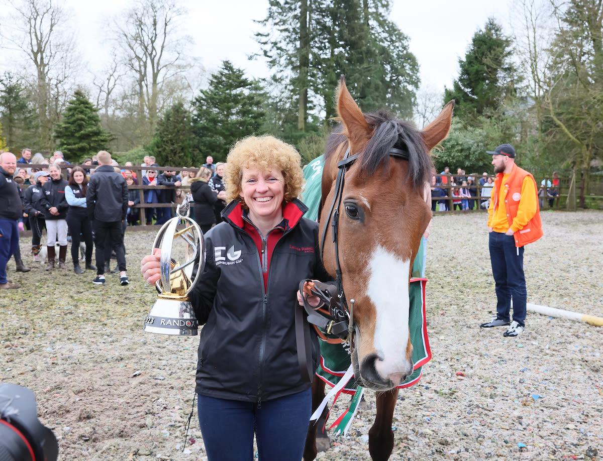 Grand National: proud locals gather to salute Corach Rambler