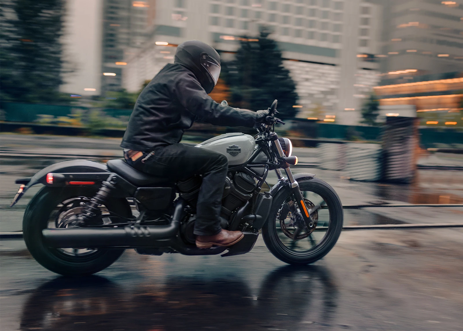 2025 Nightster Motorcycle | Harley-Davidson USA