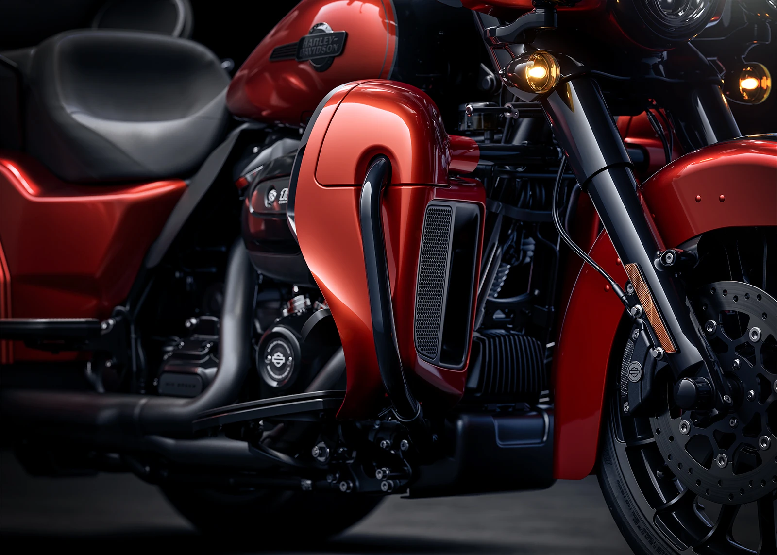 2025 Tri Glide Ultra Motorcycle | Harley-Davidson USA