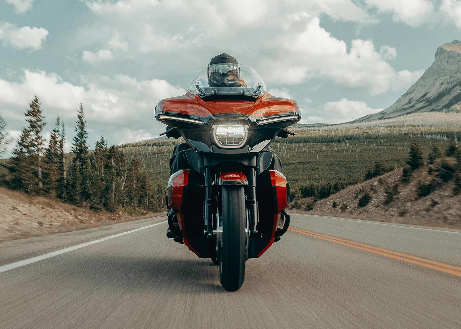 2025 Street Glide Ultraモーターサイクル | Harley-Davidson JP