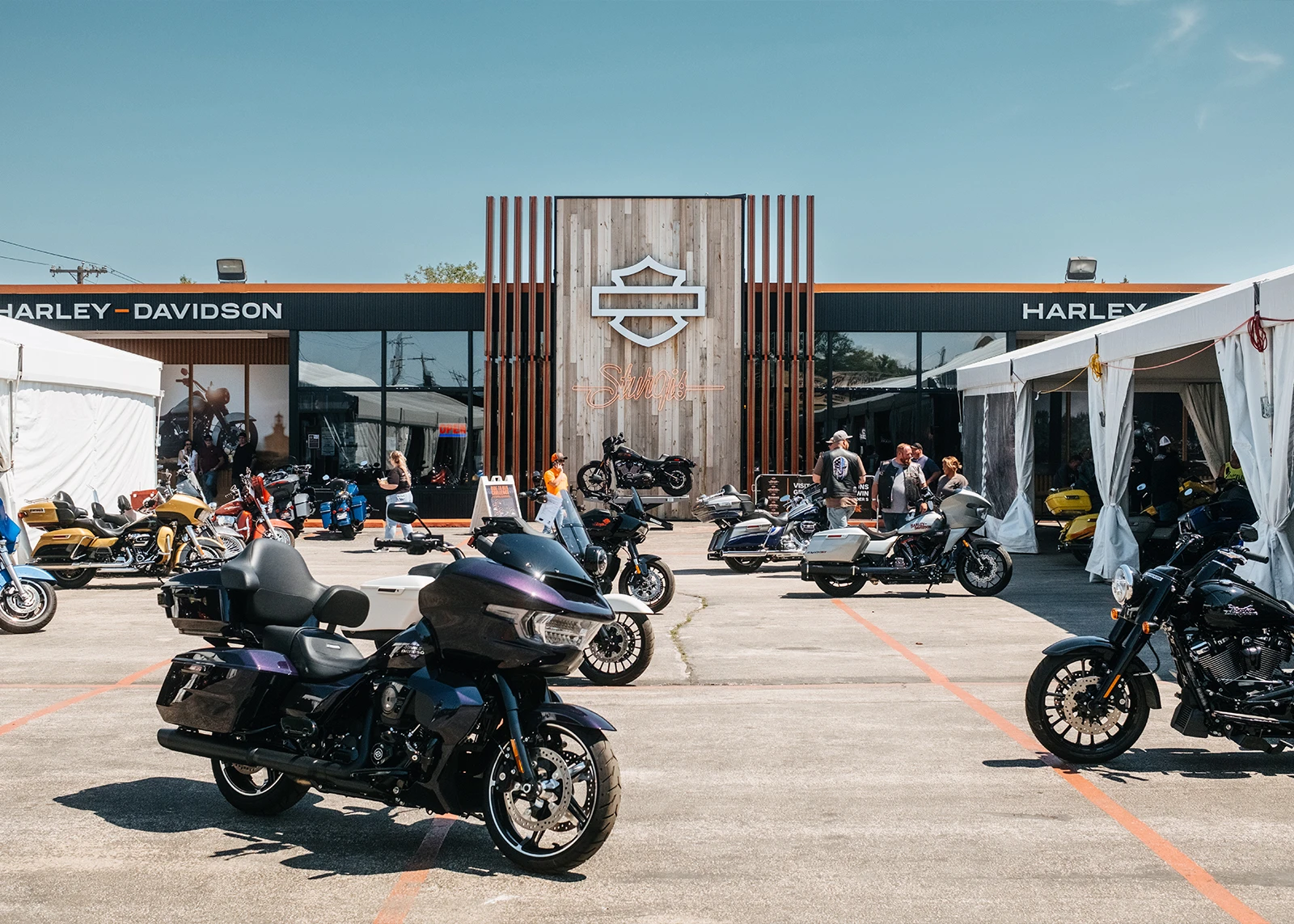 Red Rock Harley-Davidson: Vegas' Heart of the Ride | Harley-Davidson USA