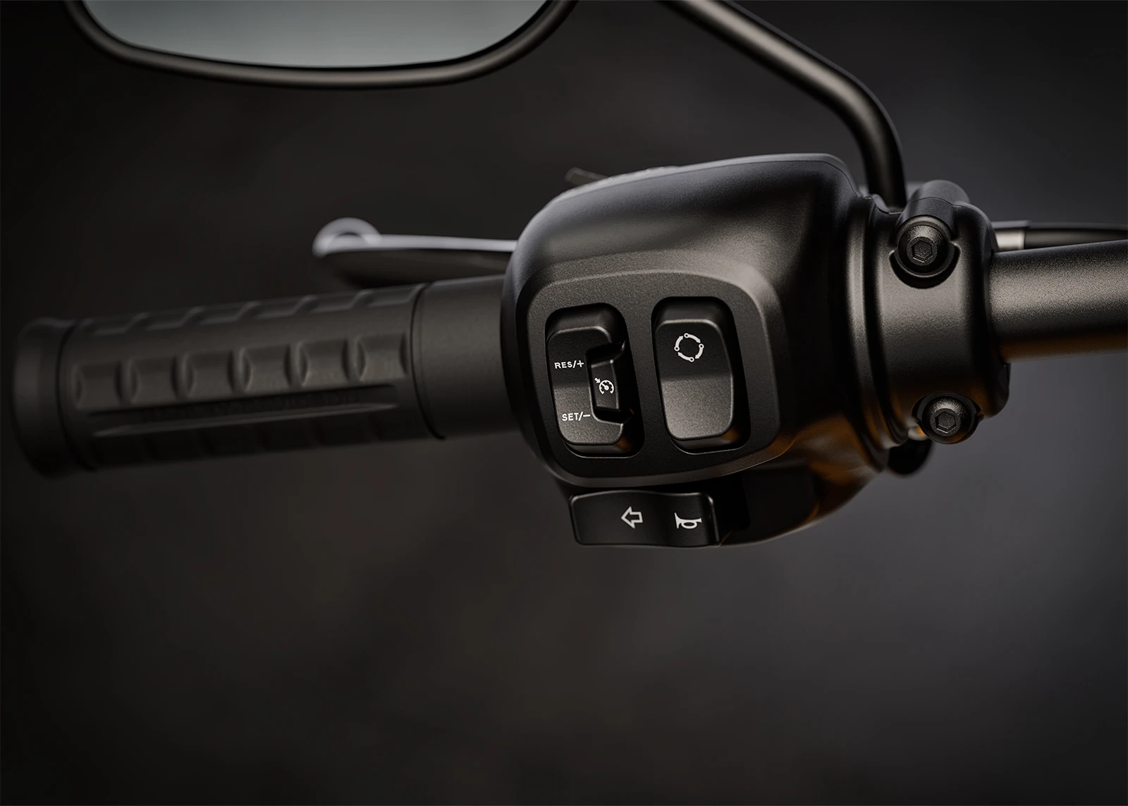 2025 Street Bob Motorcycle | Harley-Davidson USA