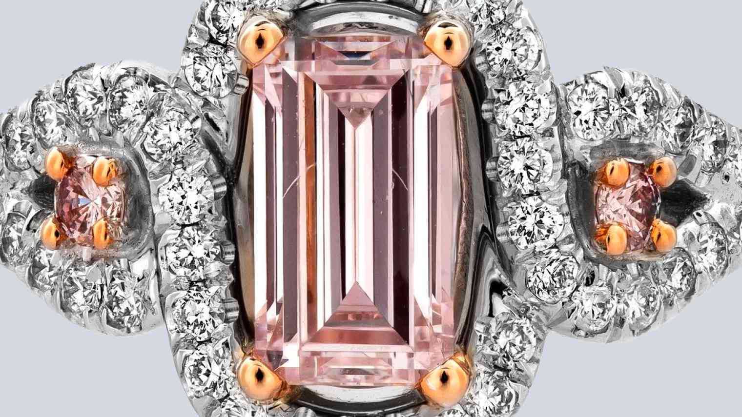 Exclusive Jewellery and Precious Stones Collection for Sale in Online ...