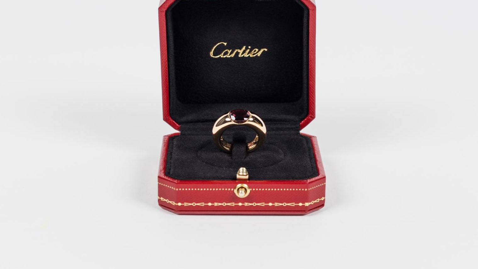 The Cartier Collection for Sale in Online Auctions