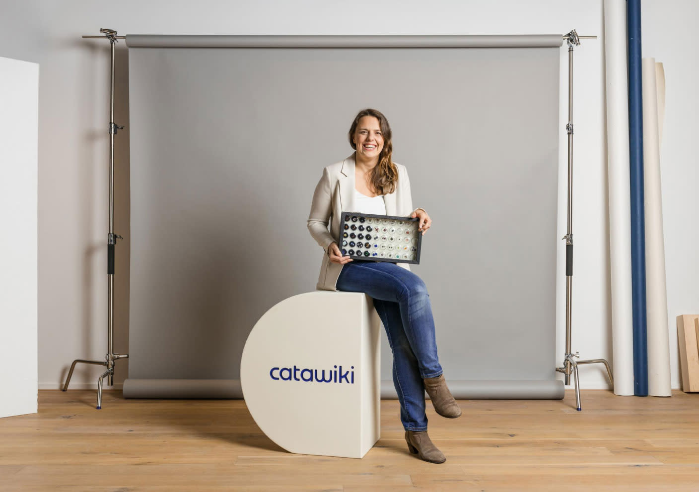 Naomi Howard - Catawiki