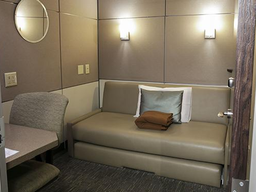 Minute Suites IAH AIRPORT Terminal C Houston TX George Bush ...