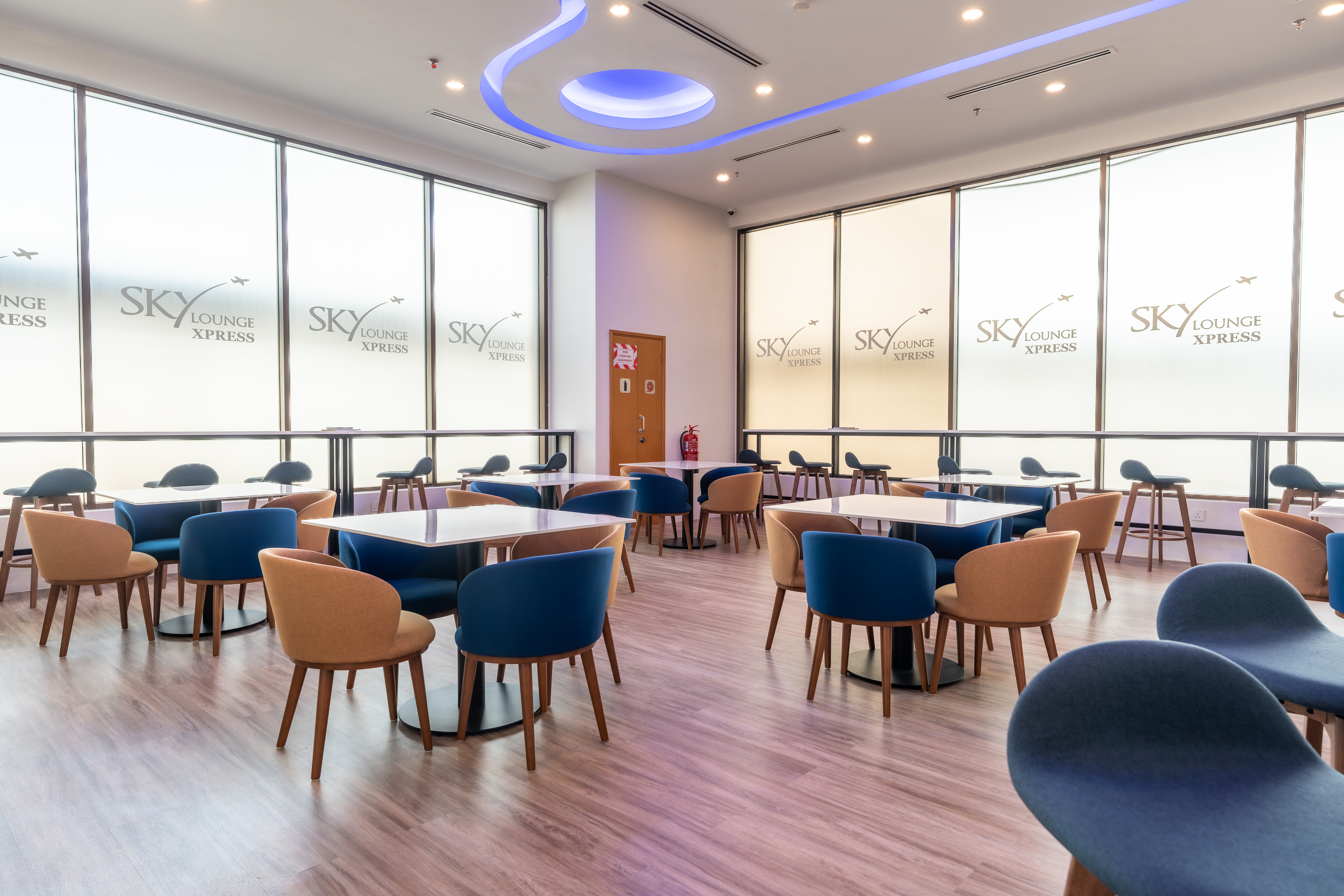 Sky Lounge Xpress SZB AIRPORT Skypark Terminal Sultan Abdul Aziz Shah ...