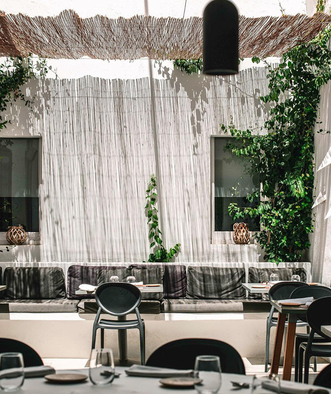 Mon Restaurant | PRIOR