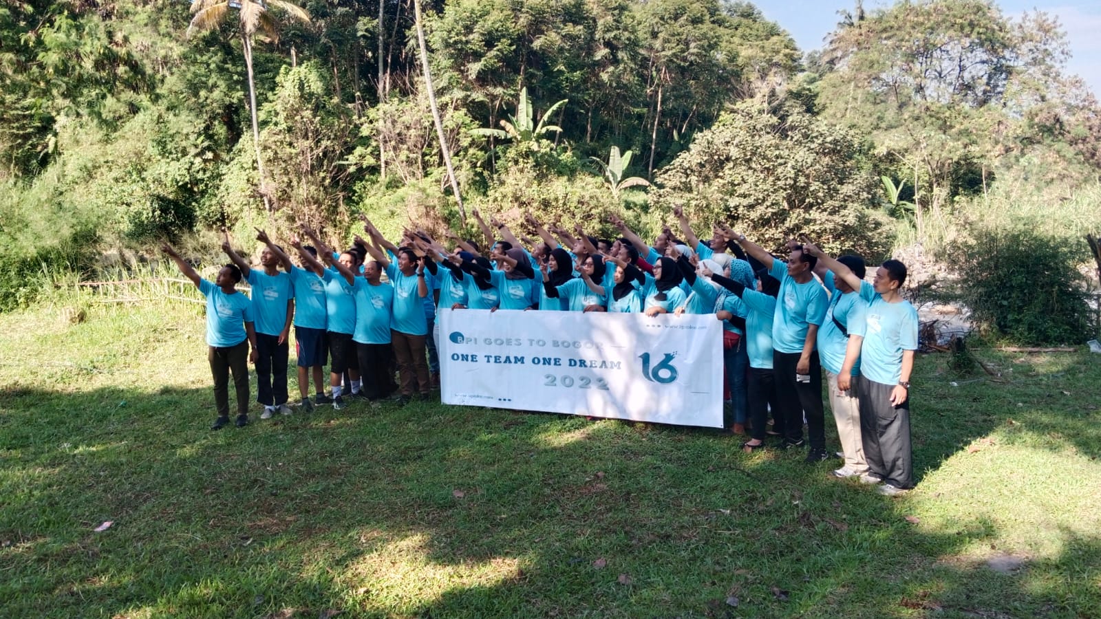Kuatkan Internal Tim, PT. Bangunpapan Idaman Adakan Program Team ...