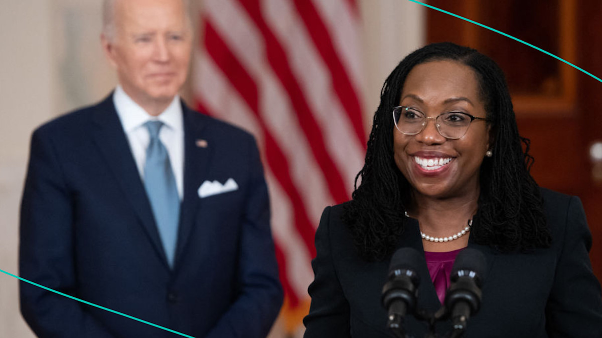 How the Supreme Court Confirmation Process Works | theSkimm