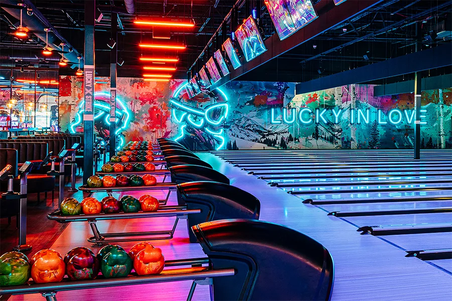 Bowling, Sports Bar, Arcade & More | Lucky Strike Southlands
