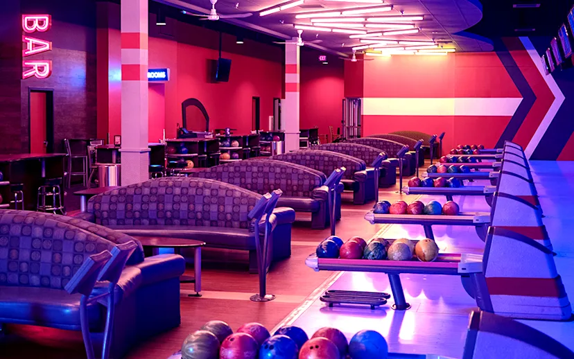 Bowling, Sports Bar, & More Fun | Bowlero Brooklyn Park