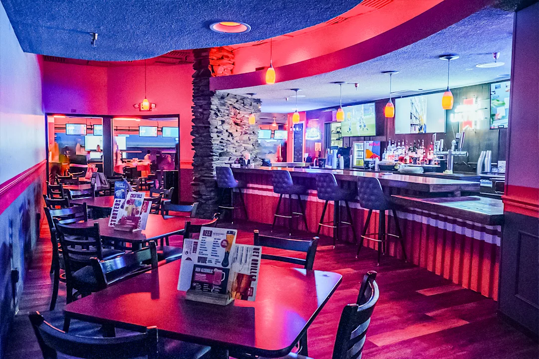 Bowling Alley, Sports Bar, Event Venue, & More | Bowlero Lancaster