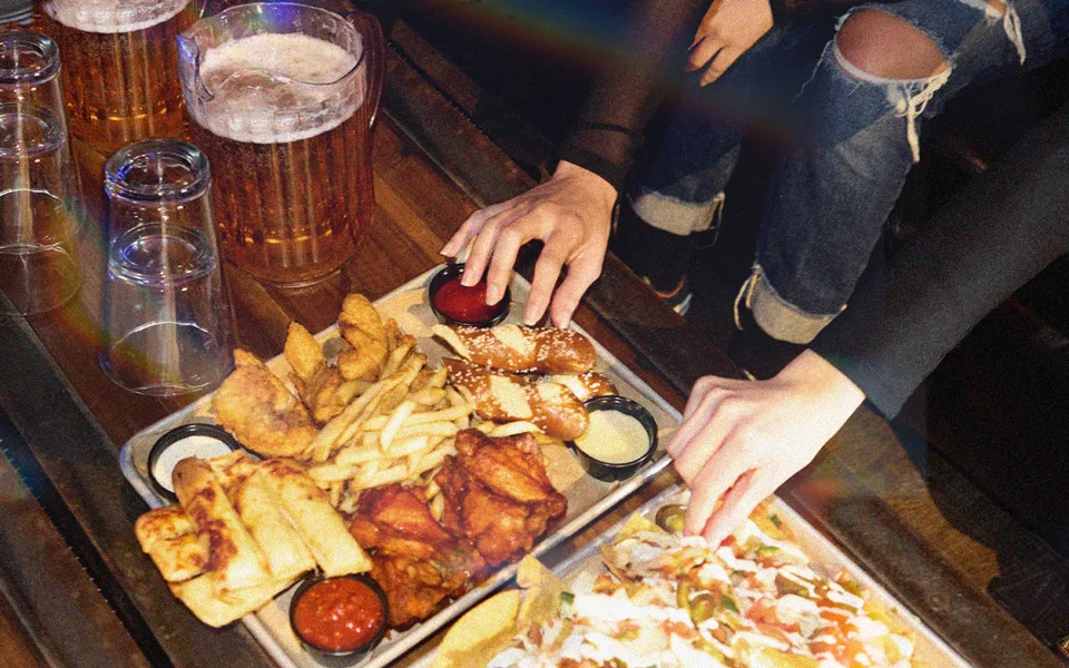 Menu & Catering: Food & Drinks | Bowlero