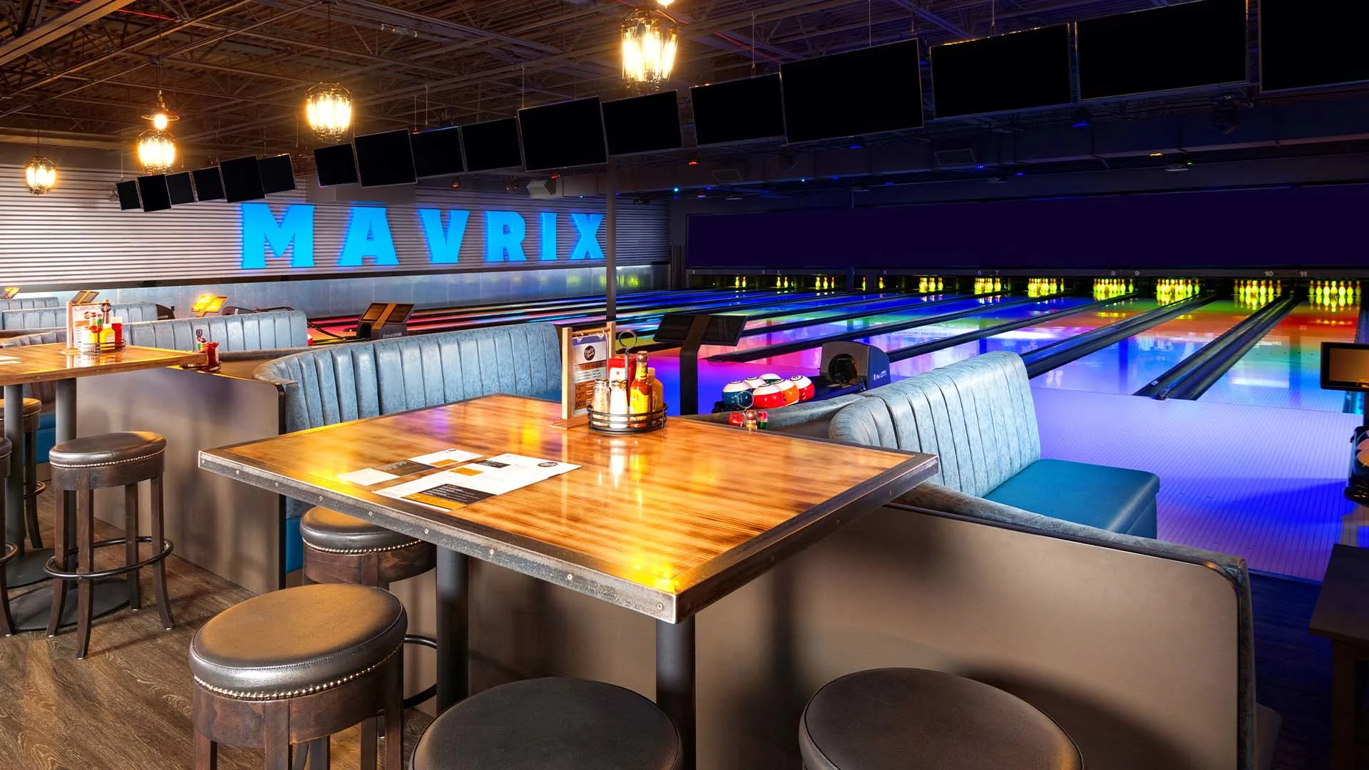 Bowling Alley, Laser Tag, & More | Mavrix