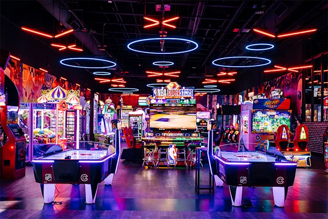 Bowling Alley, Party Venue & Sports Bar | Cheeky Monkey Brewing Co.